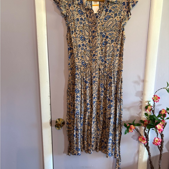 Democracy | Dresses | Nwt Democracy Blue Tan Midi Dress Paisley Print ...